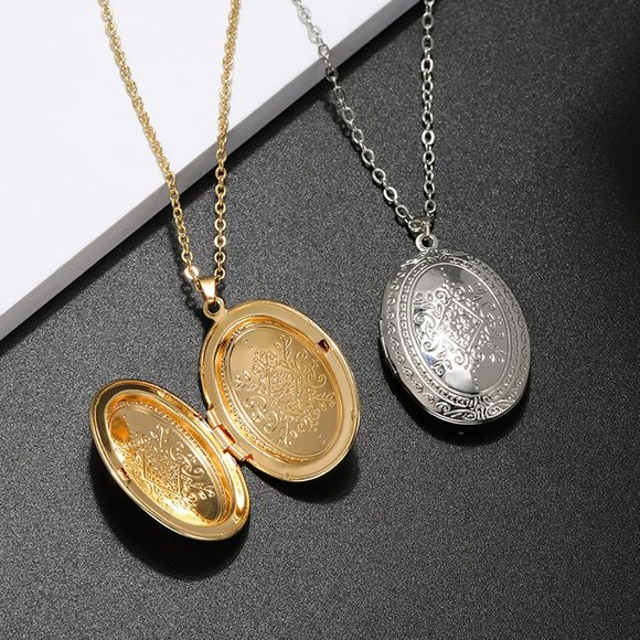 Jewelry | Vintage Engraved Flower Empaistic Photo Locket Hold Picture ...